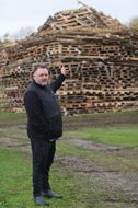 'In 40 years this is the first police incident': Donnington Bonfire ...